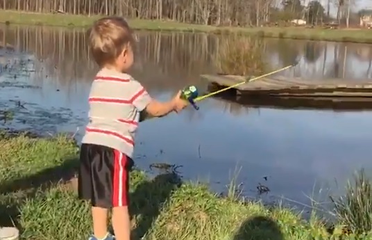 Kid Catches First Fish Ever and It's the Cutest Thing - TettyBetty